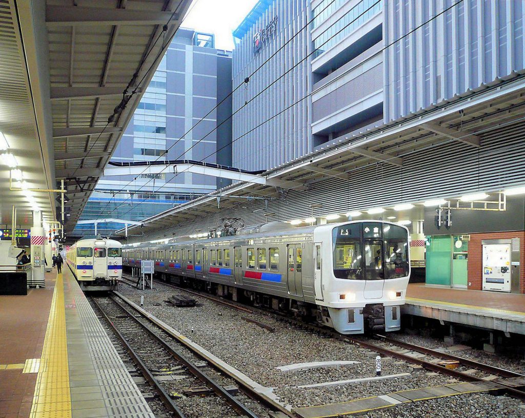Alternating current: Electric multiple units and motor coaches . – The ...