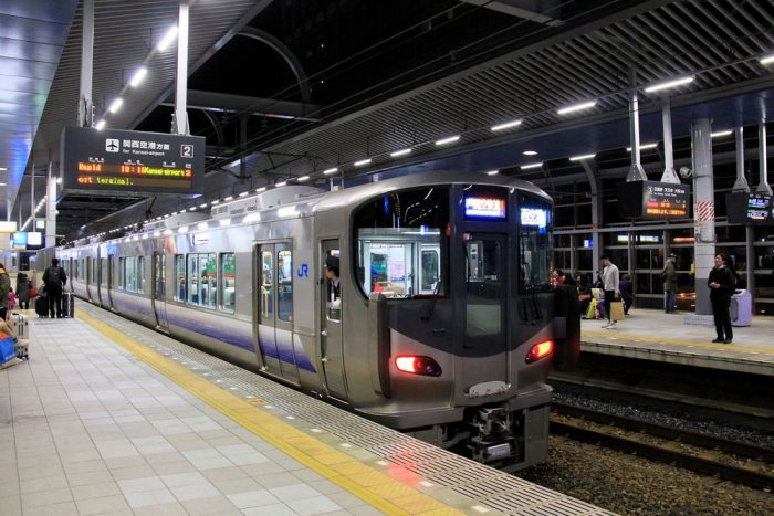Kansai Kûkô-sen (Kansai Airport Line) – The Railways of Japan