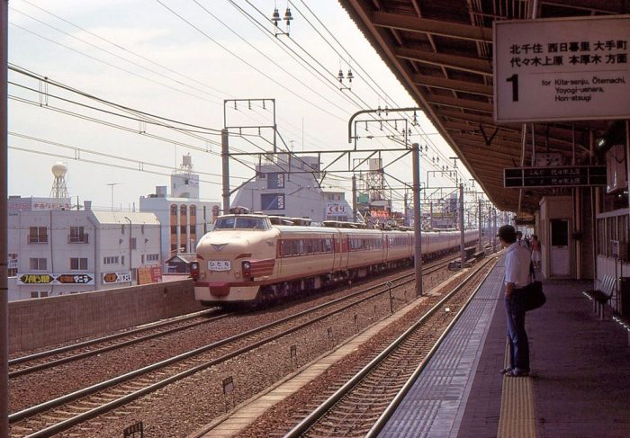 Direct and Alternating Current : Electric Multiple Units and Motor ...