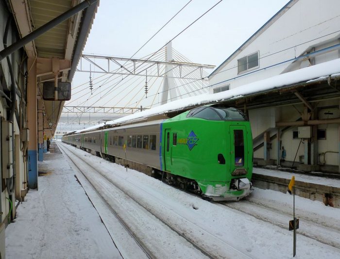 Alternating current: Electric multiple units and motor coaches . – The ...