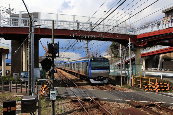 Sôtetsu Main Line (Yokohama – Nishiya – Ebina / Nishiya – Hazawa ...