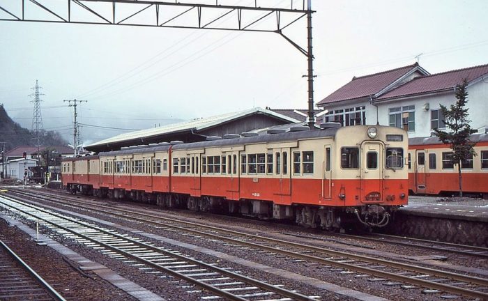 Diesel Multiple Units and Motor Coaches (Old Type JNR) ,, – The ...