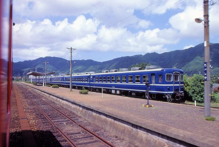 Passenger coaches – The Railways of Japan