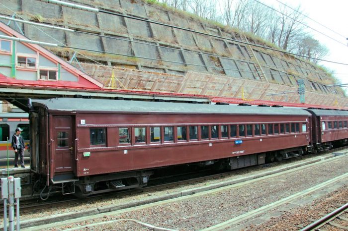 Passenger coaches – The Railways of Japan